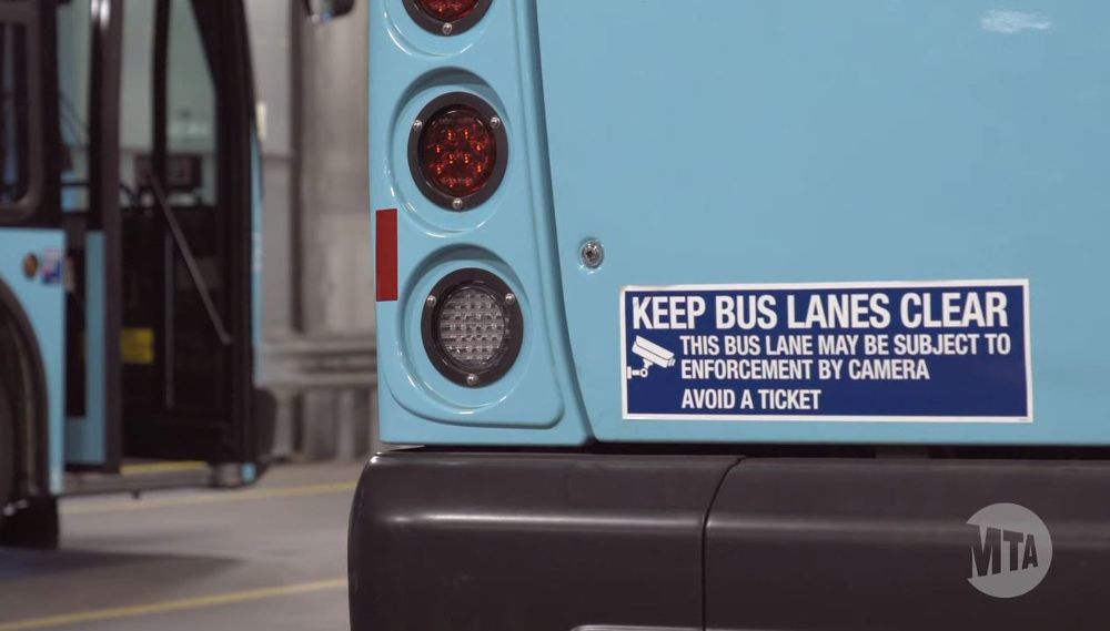 Vehicle-mounted cameras start issuing bus lane violations in New York ...