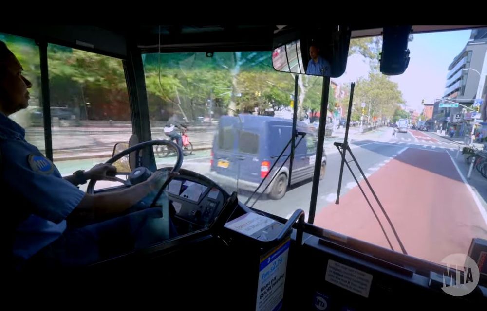 Vehicle-mounted cameras start issuing bus lane violations in New York ...