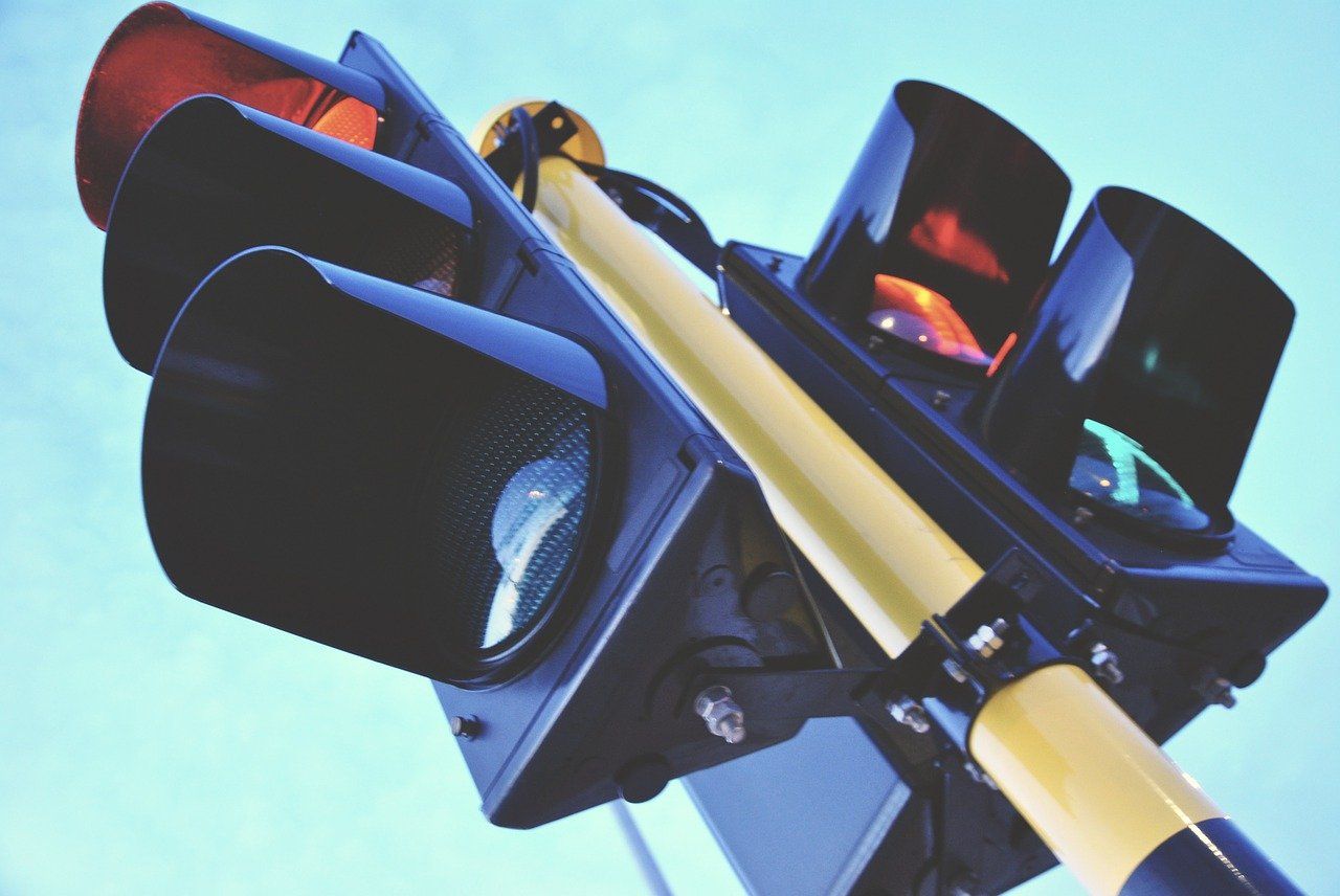UK's DfT announces £15m for repair and upgrade traffic signals ...