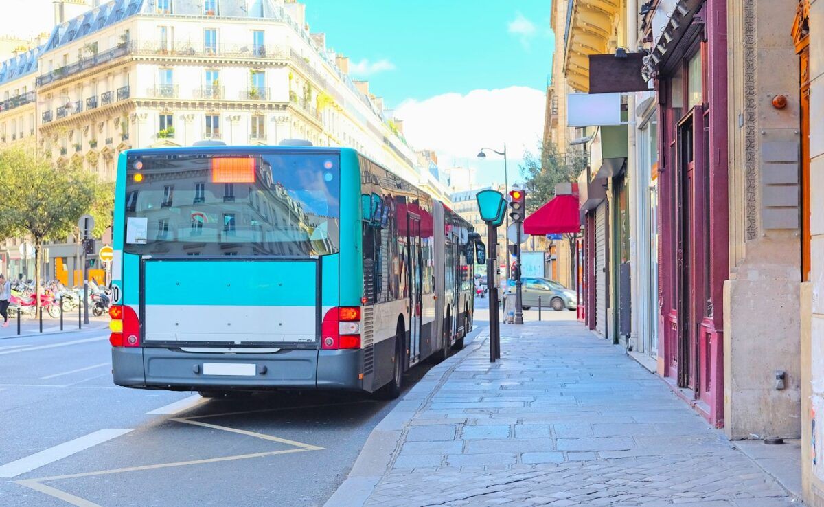 Vianova and RATP join forces to explore data on curb usage in Paris | Traffic Technology Today