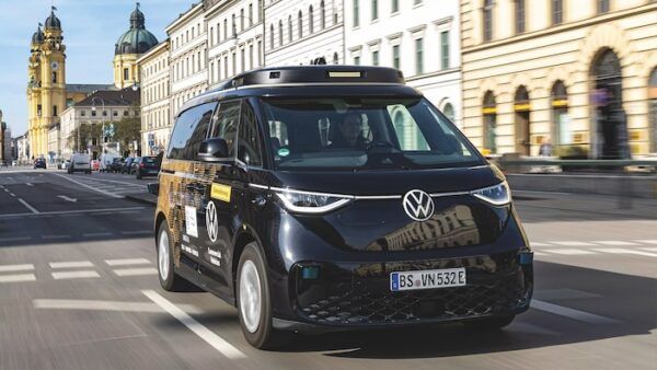 FEATURE: Hamburg’s on-demand autonomous shuttle buses | Traffic ...