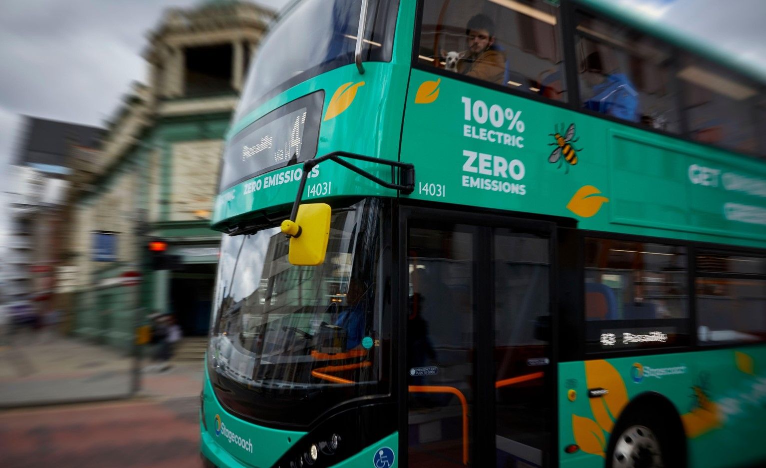 UK government to roll out hundreds of new green buses across England ...